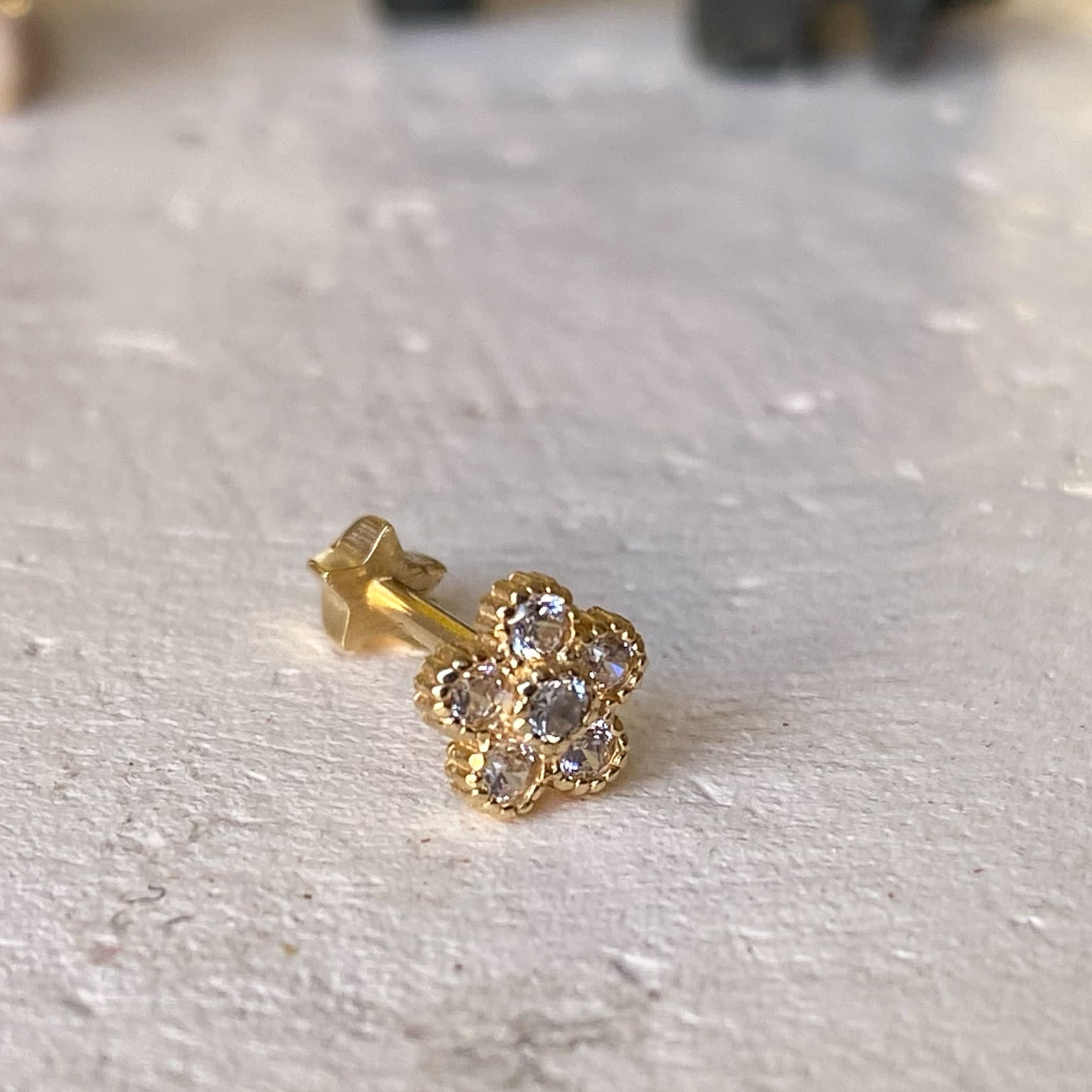 14K Gold Flower Piercing Stud – Cubic Zirconia Cartilage Stud - Etsy