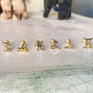 ZODIAC SIGN PIERCING- 14K Real Gold Zodiac Sign Stud Cartilage Earring ...