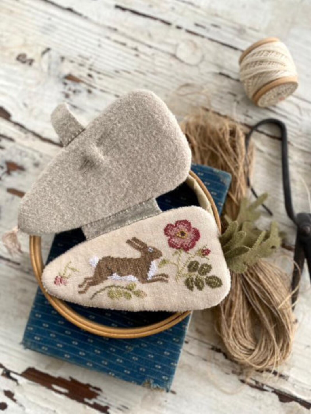 Velvet Parsnip Needle Book* Stacy Nash Designs * Cross Stitch Pattern-2 ...