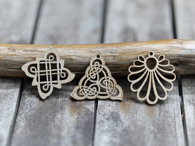 Laser Cut Necklace/ Pendant Set of 10 Vector Designs SVG - Etsy