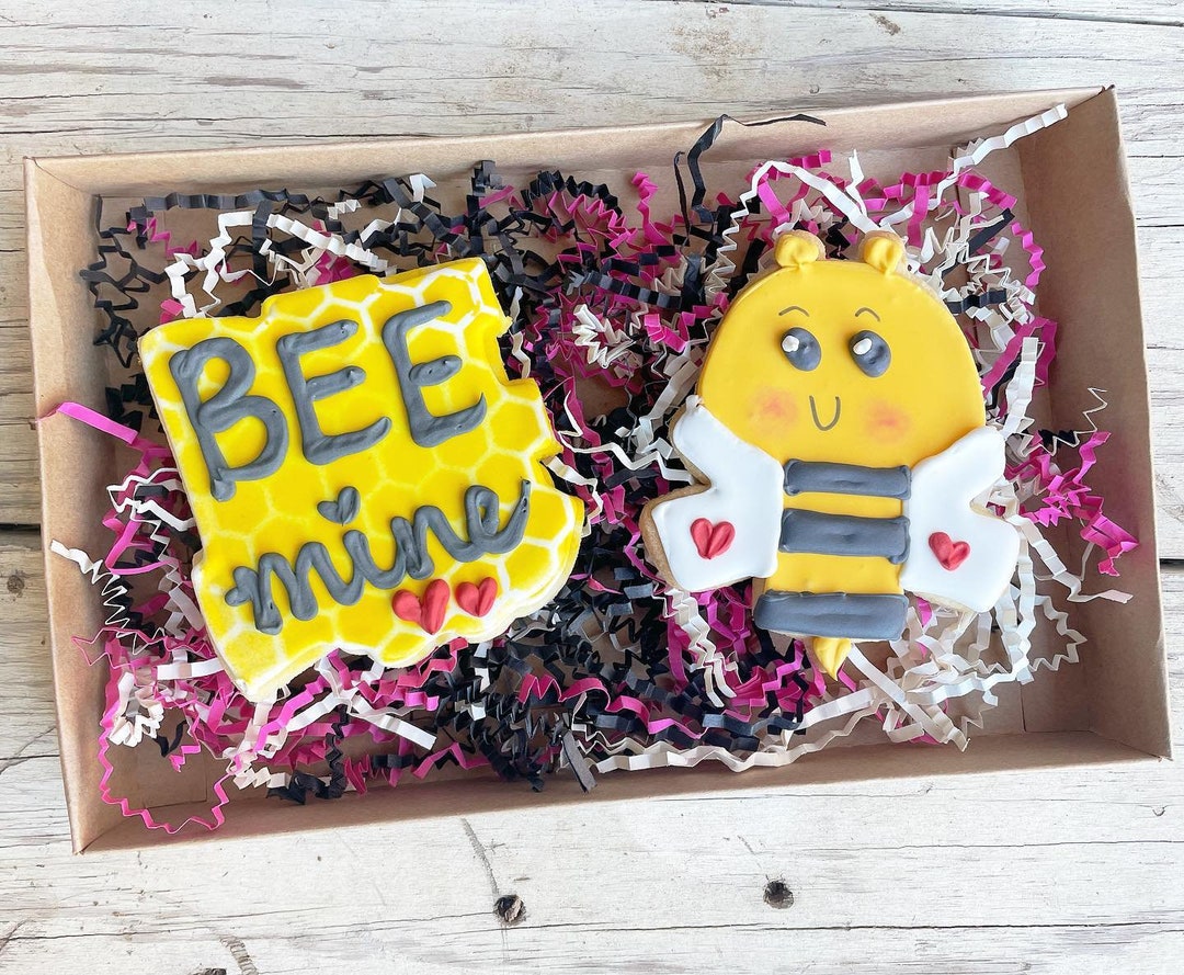 Bee Mine Valentine Cookie Set - Etsy