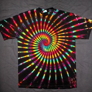 Custom Reverse T-shirt Super Spiral - Etsy