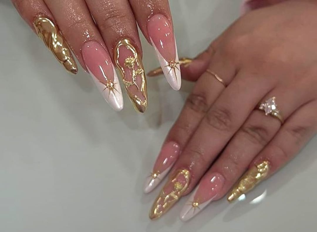 Luxury Custom Nails/free Style/ Long Nails/gold Chrome Nails/white ...