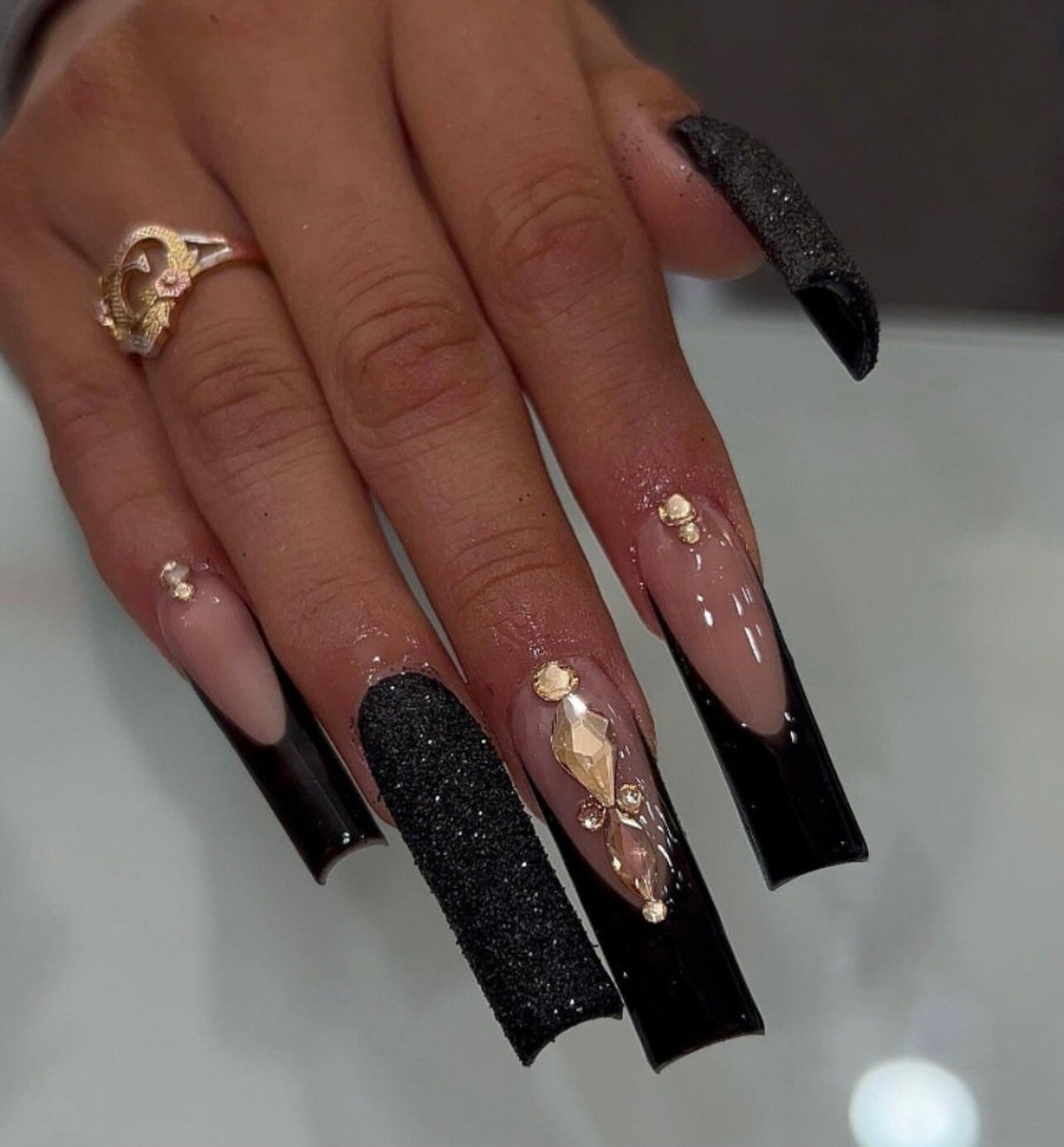 Luxury Custom Nails/ Free Style/ Long Nails/ Party Nails/ Glitter Nails ...