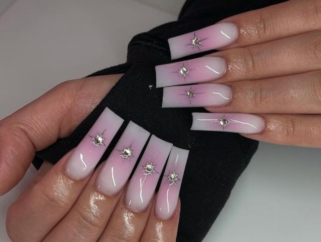 Luxury Custom Nails/ Free Style/ Long Nails/ Party Nails/ Chrome Silver ...