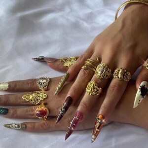 Luxury Custom Nails/free Style/long Nails/ Chrome Nails/trendy Nails ...