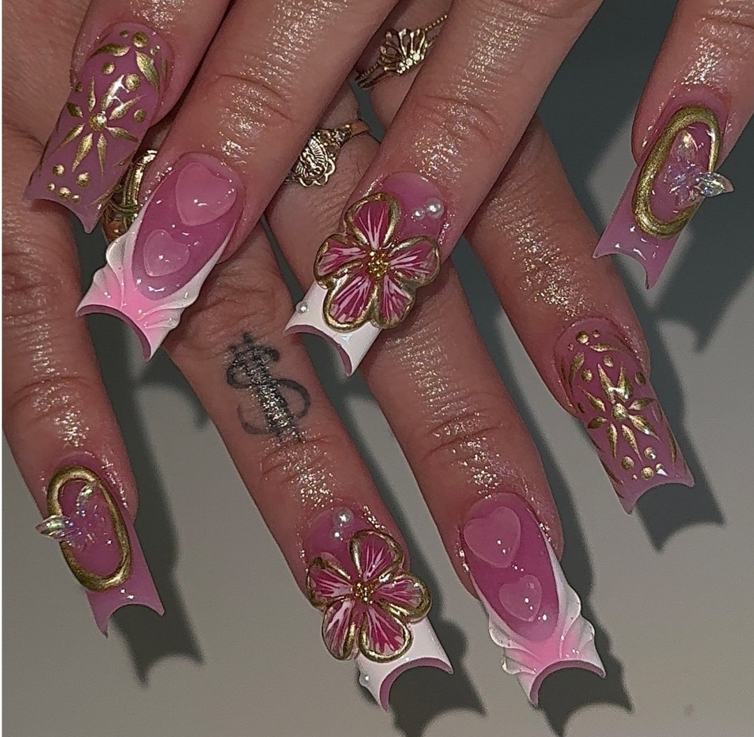 Luxury Custom Nails/ Free Style/ Long Nails/ Party Nails/chrome Nails ...