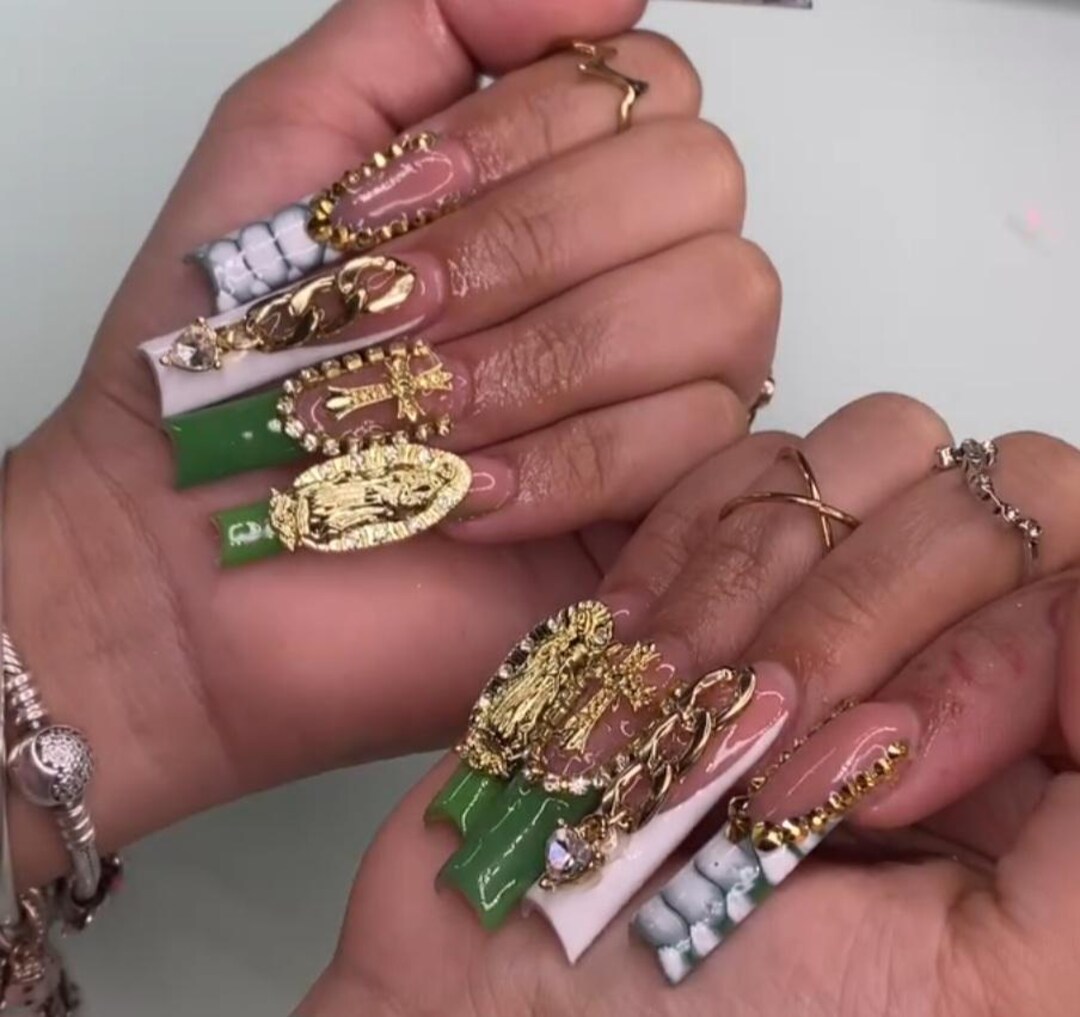 Luxury Custom Nails/ Free Style/ Long Nails/ Party Nails/ Bling Nails ...