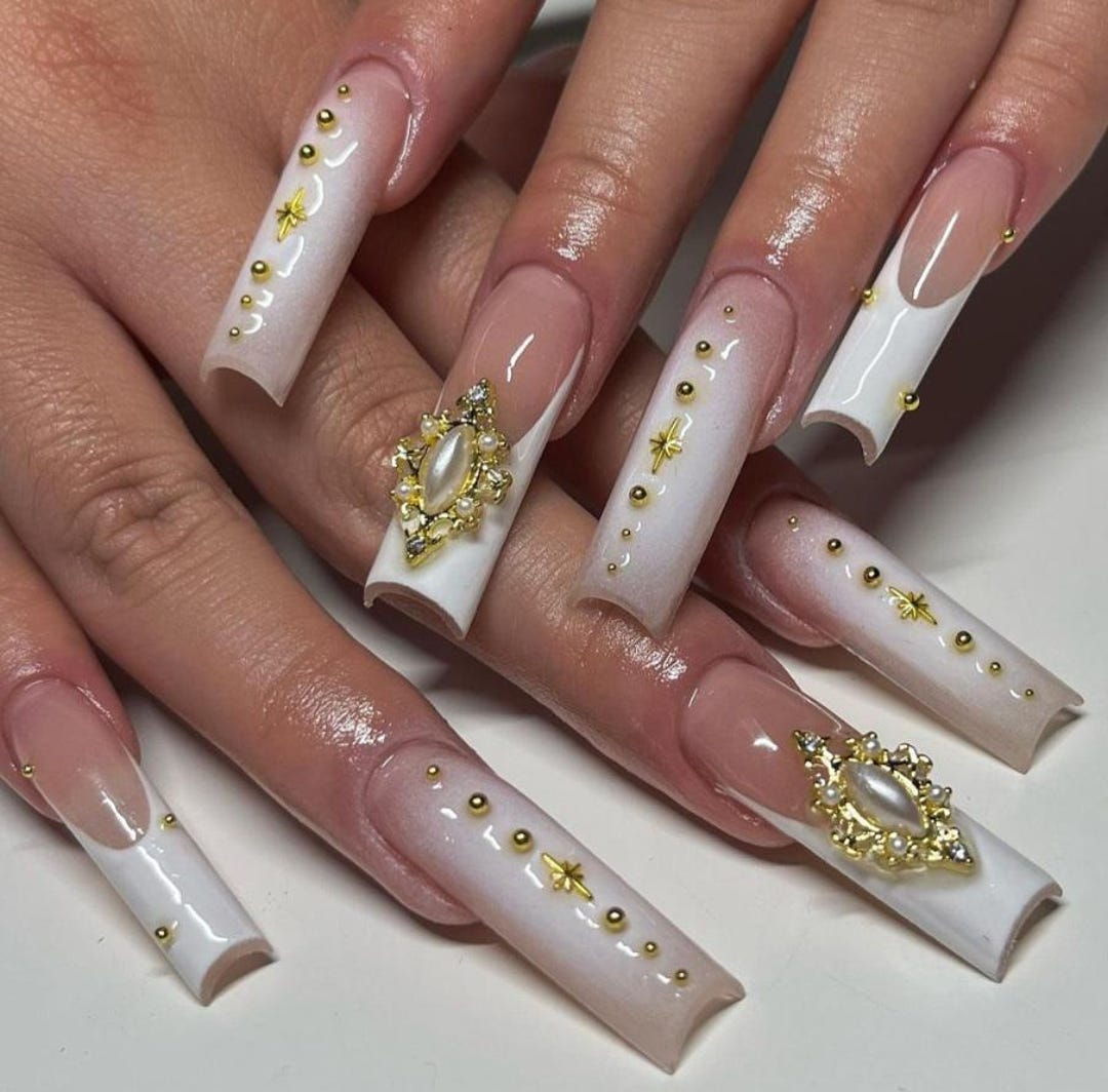 Luxury Custom Nails/free Style/ Long Nails/gold Chrome Nails/white ...
