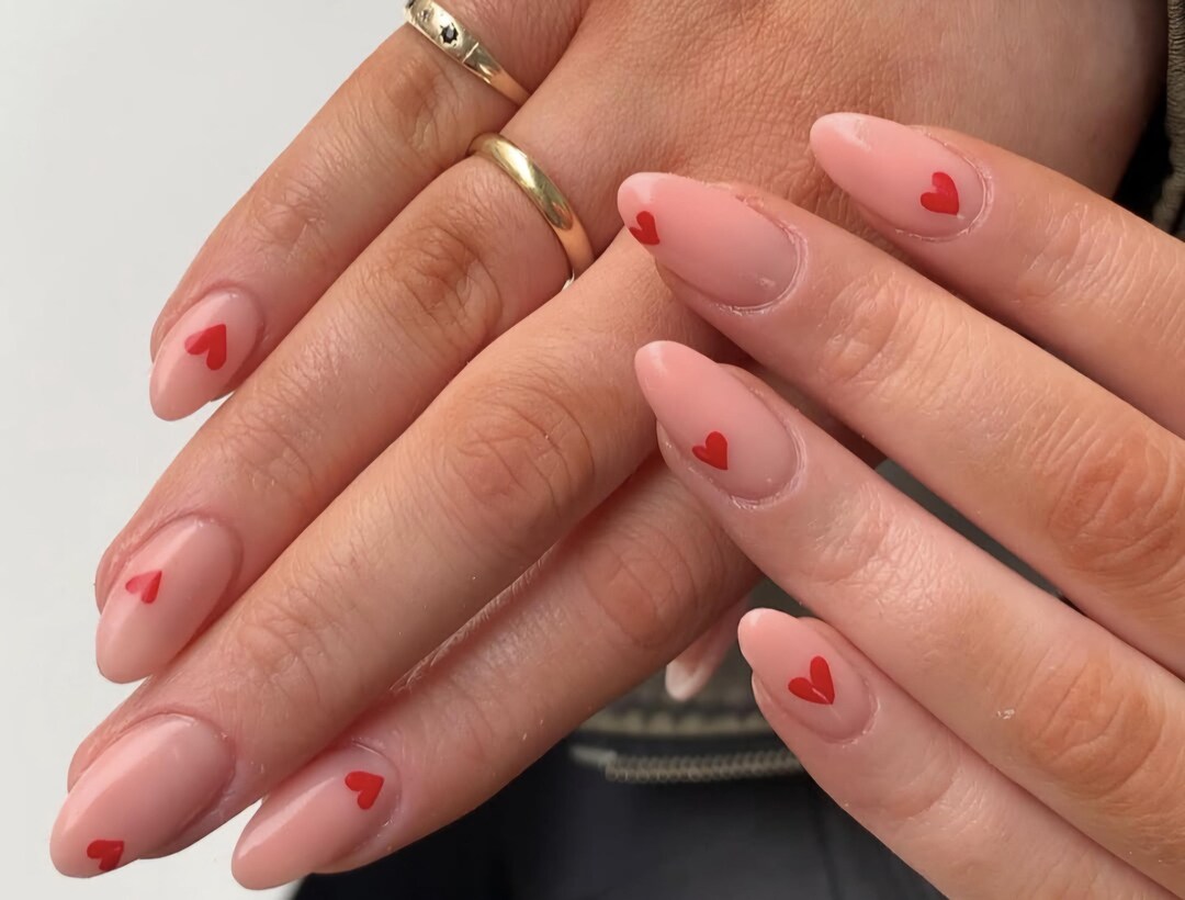 Luxury Custom Nails/free Style/ Long Nails/ Heart Nails/ Love Nails ...