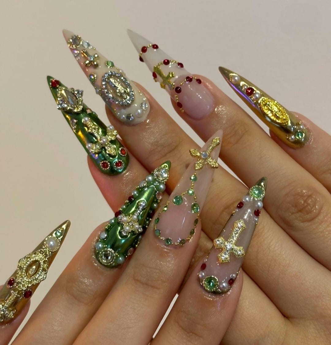 Luxury Custom Nails/free Style/ Long Nails/ Chrome Nails/ Trendy Nails ...