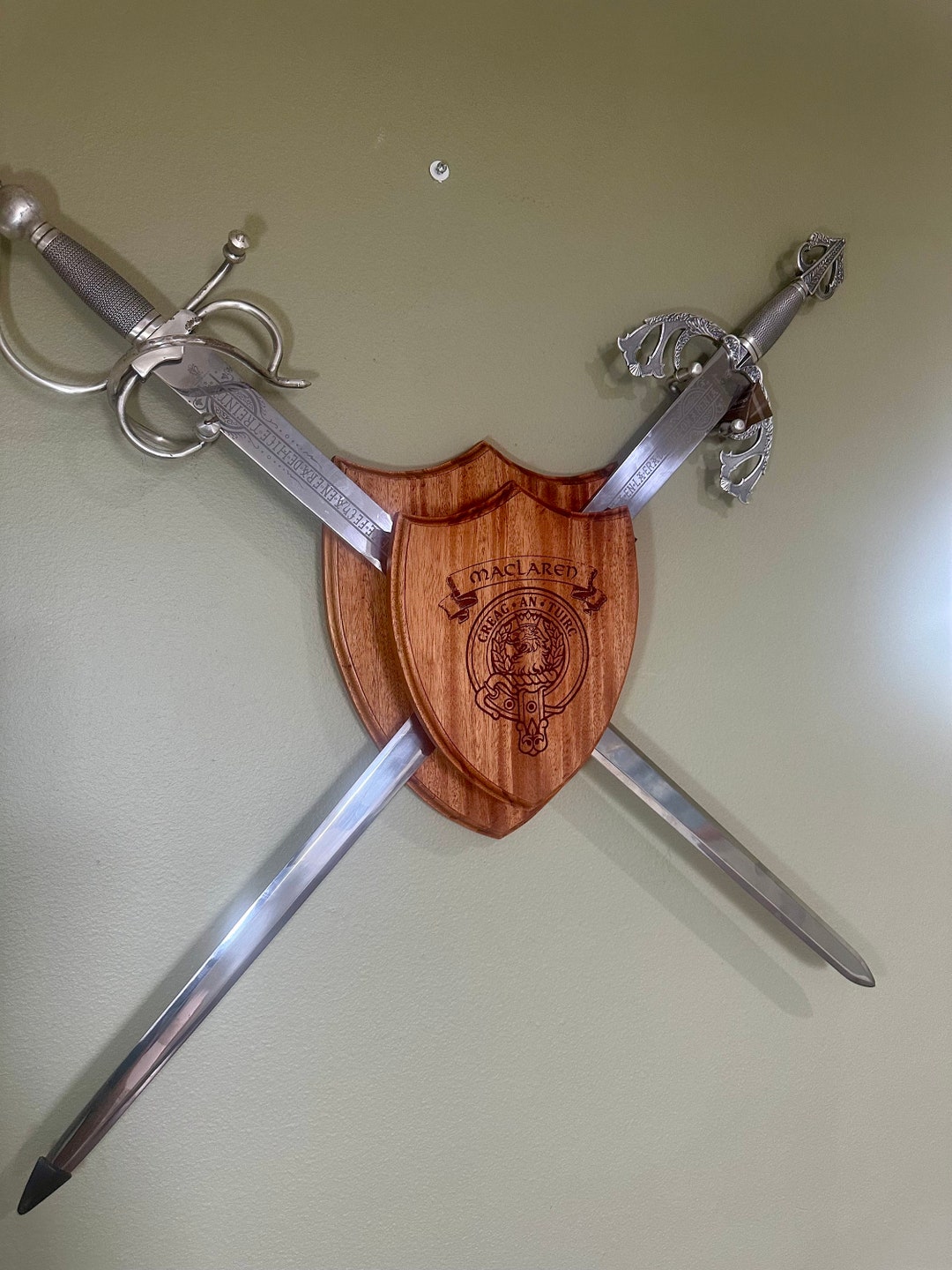 Personalized Family Crest/ Coat of Arms Wall Mount Display Plaque for ...