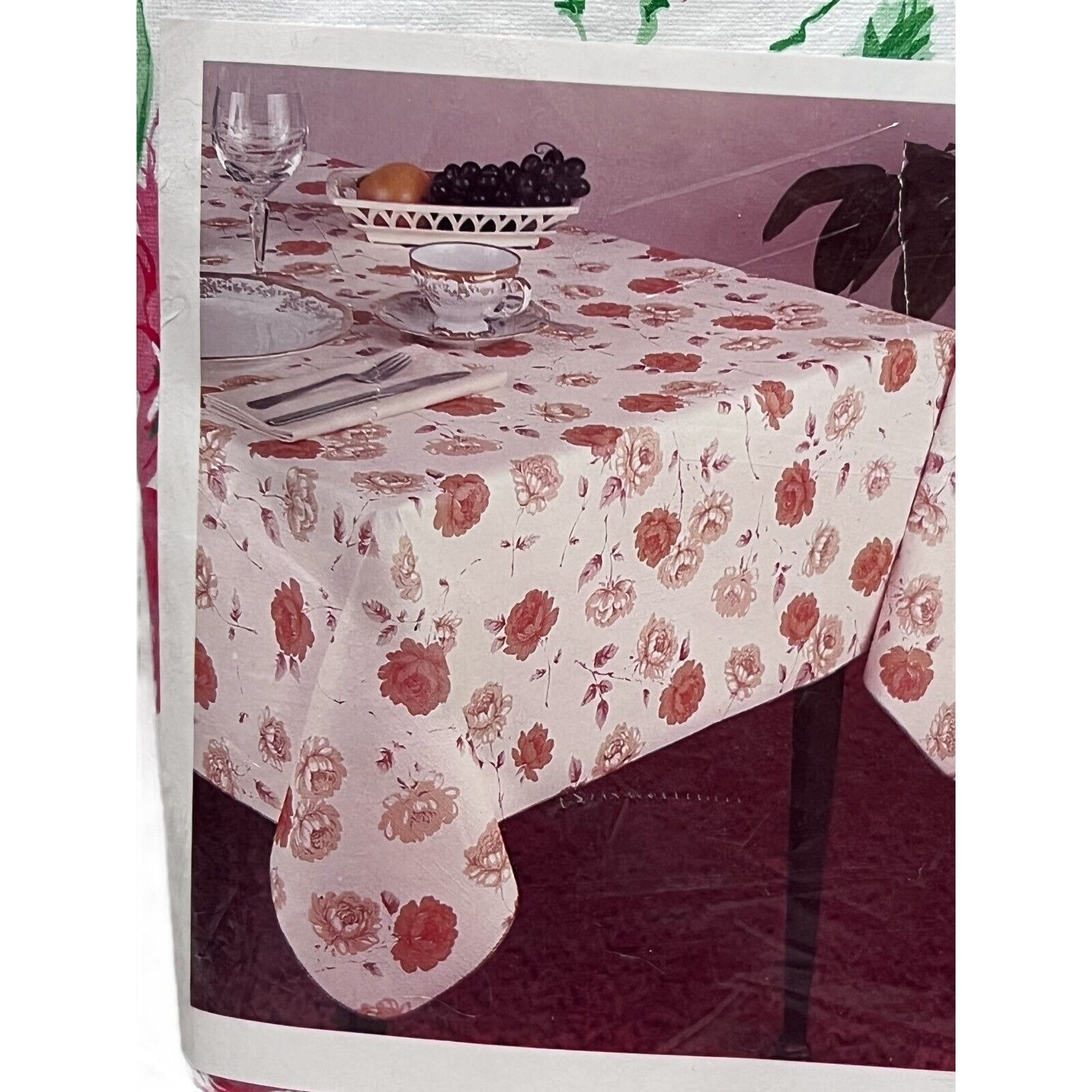 Vintage Lay Cee 52x90 Oval Vinyl Tablecloth Flannel Cushion Backing ...