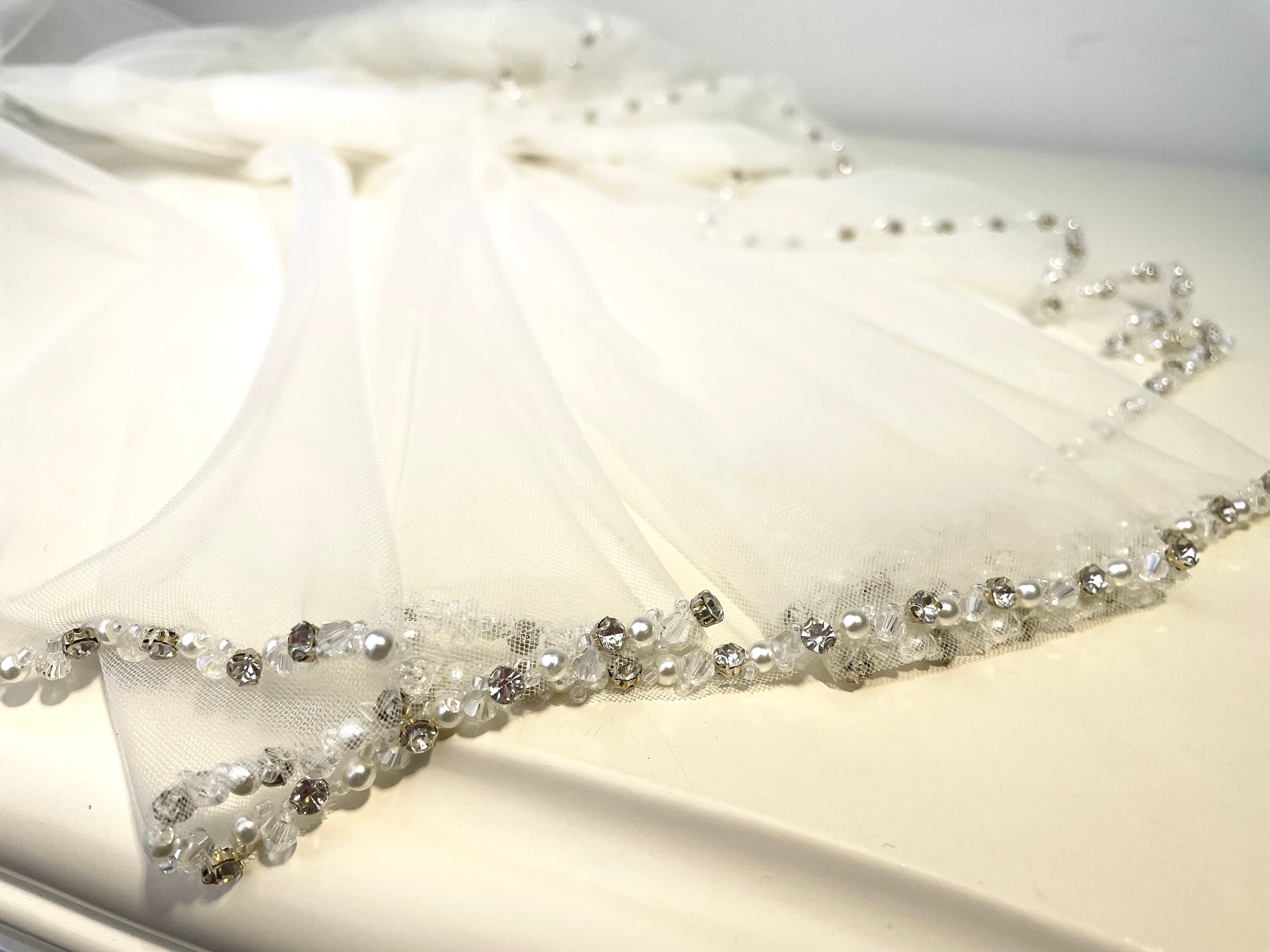 Rhinestone Wedding Veil Crystals Pearls Beaded Bridal Veil 1 Layer ...