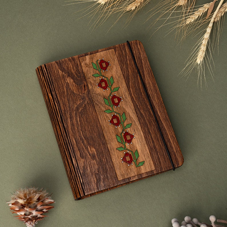 Traditional Pattern Roses Design Wooden Notebook | Personalized Rose ...