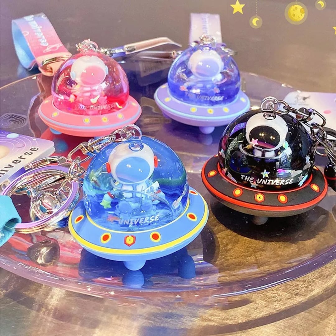 Spaceship Liquid Keychain Astronaut Keychain Space Keyring - Etsy