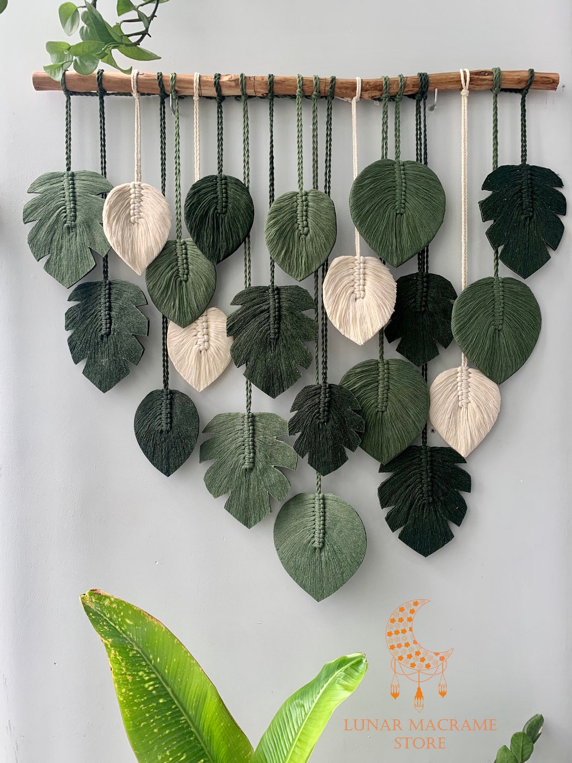 Green Leaf Monstera Macrame Wall Hanging, Boho Leaf Macrame Headboard ...