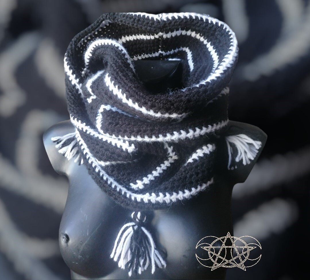 Snood Inspired by the TV Series Wednesday, Wednesday and Enid - Etsy