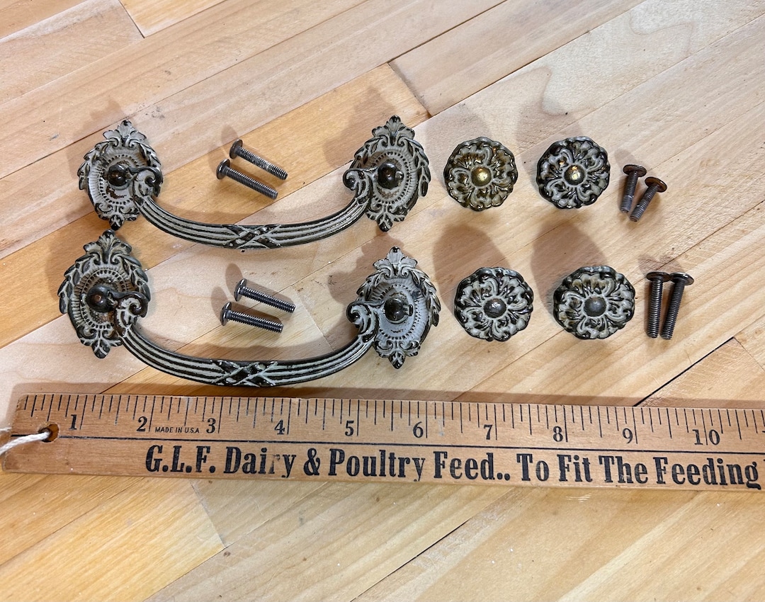 Restoration Hardware Antique Brass Cabinet Pulls at Eldon Berthold blog