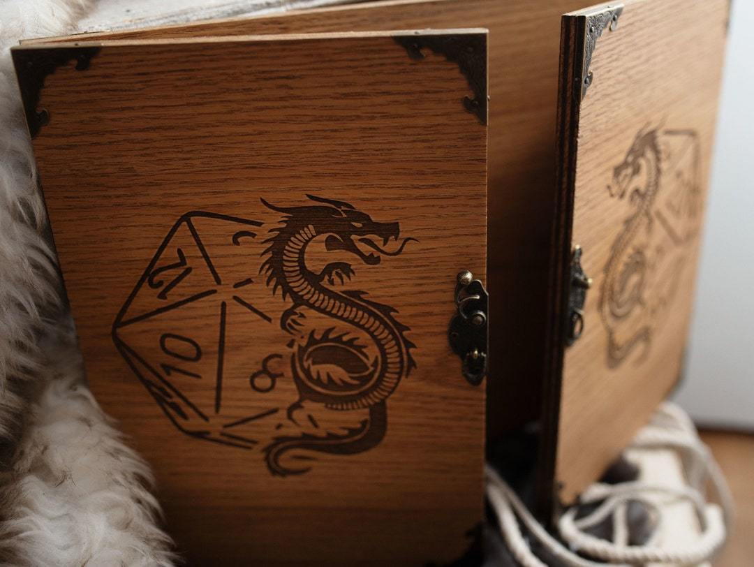 Rustic Oak Dungeon Master Screen - Wooden Dnd DM Screen - Custom ...