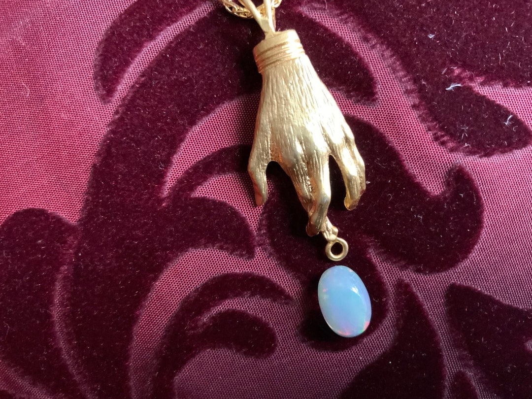 Golden Healing Hand Pendant - Etsy