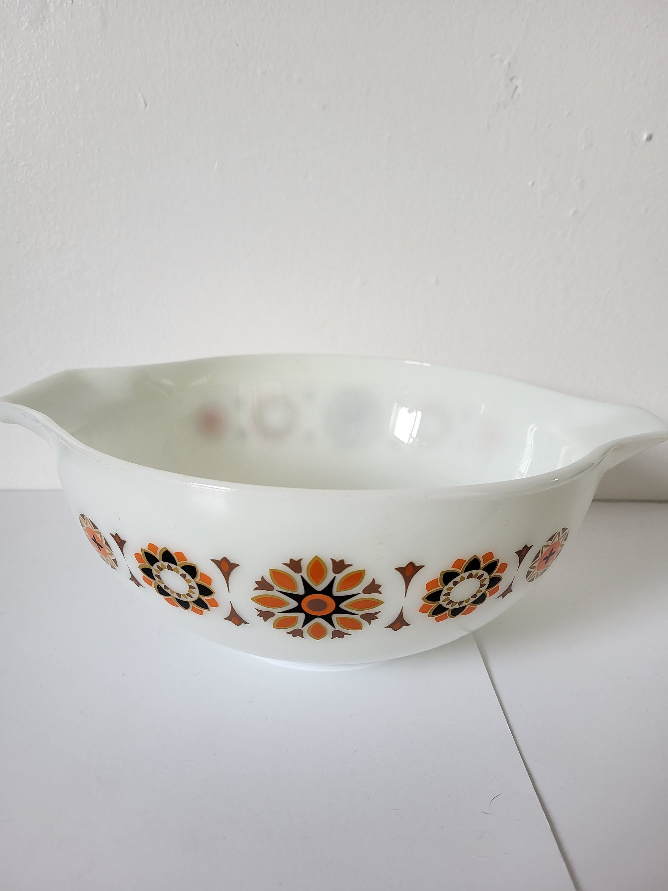 Vintage JAJ Pyrex Toledo Design Medium Sized Mixing Bowl - Etsy