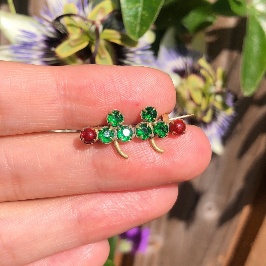 Antique Miniature Green Glass Clover Bar Brooch - Etsy