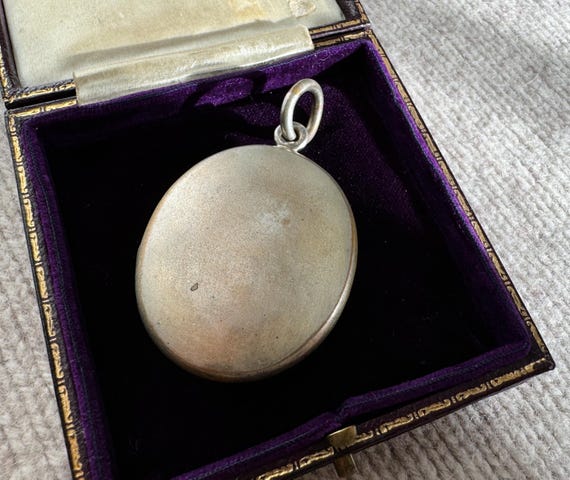 Antique Victorian AEI 'Amity Eternity Infinity' Ename… - Gem