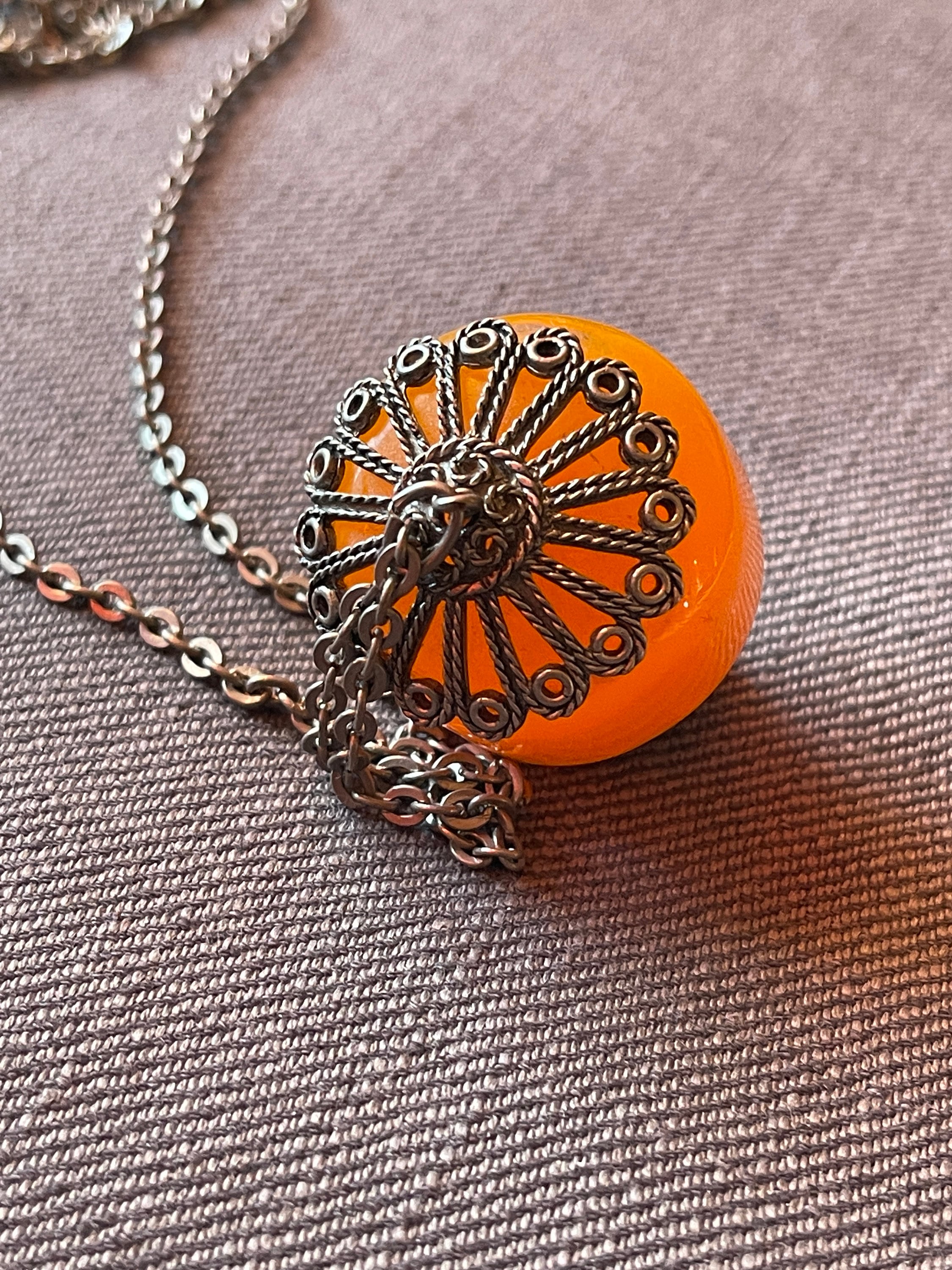 Beautiful Vintage Necklace With Cool Pendant - Etsy