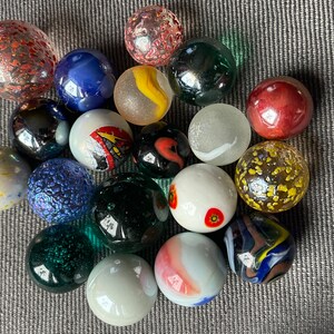 This is a Lot of 3 or 5 Random Vintage Marbles. - Etsy