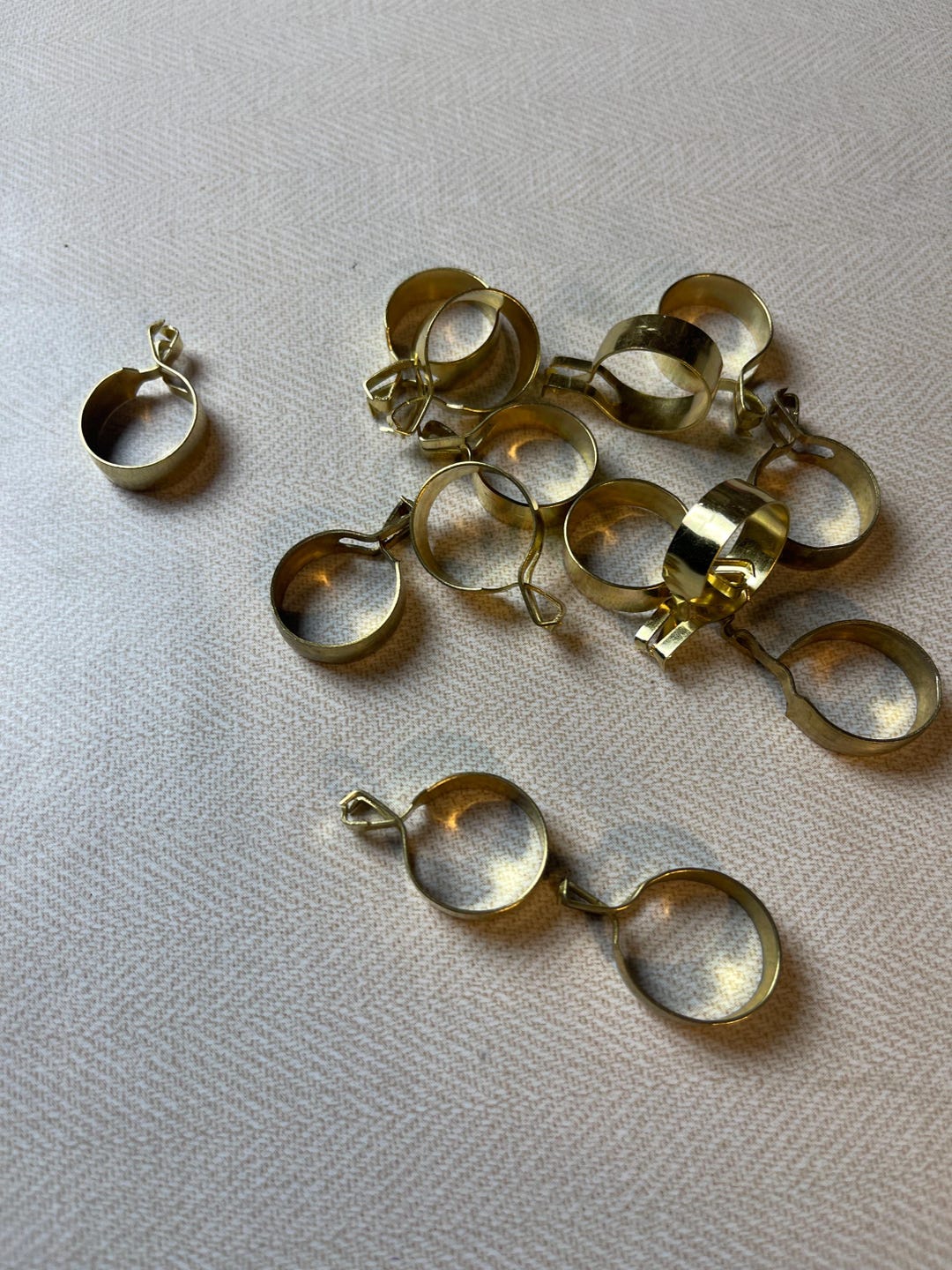 Set of 10 Vintage Curtain Rings and Claw Clips, Vintage Brass Drapery ...