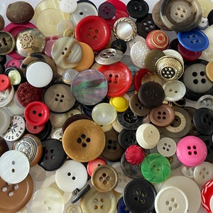 Mixed Lot of Buttons New, Used and Vintage, Various Sizes & Types for ...