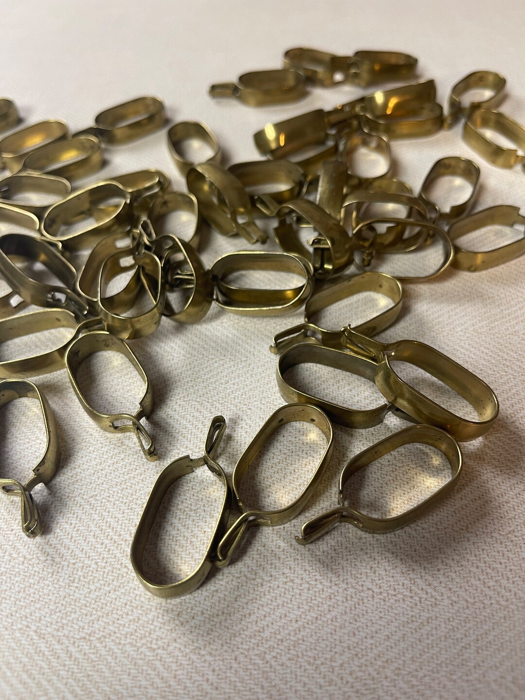 Set of 6 or 10 Vintage Curtain Rings and Claw Clips, Vintage Brass ...
