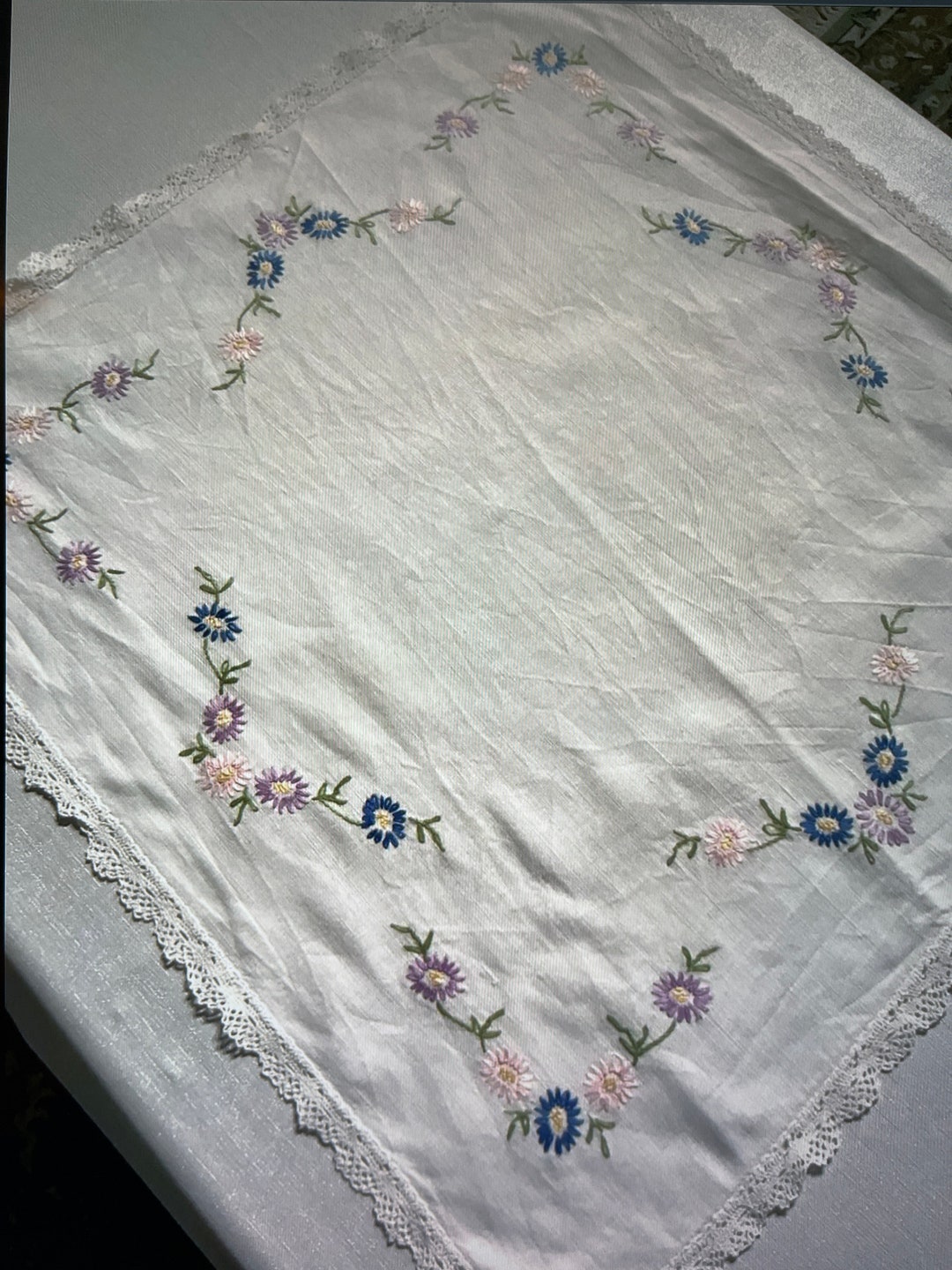 Cute Little Hand Embroidered Table Cloth Hand Embroidered Small Flowers ...