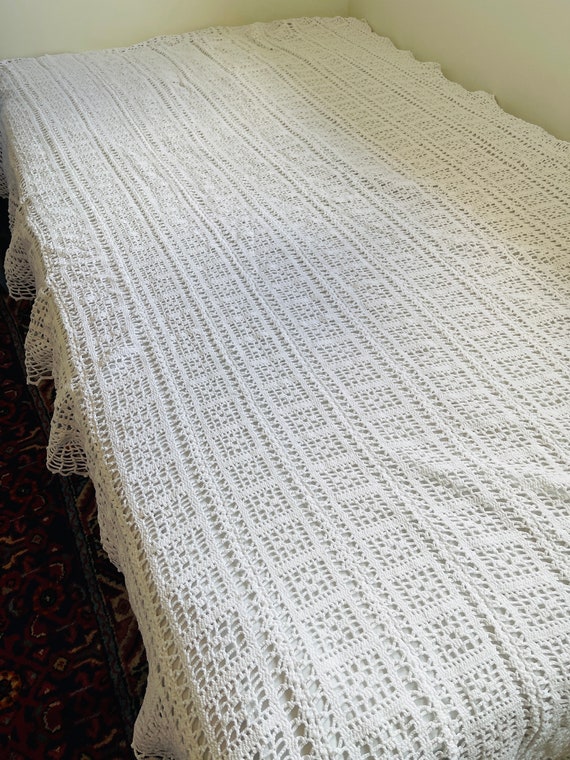 Beautiful Swedish White Hand Crocheted Bedspread - Etsy