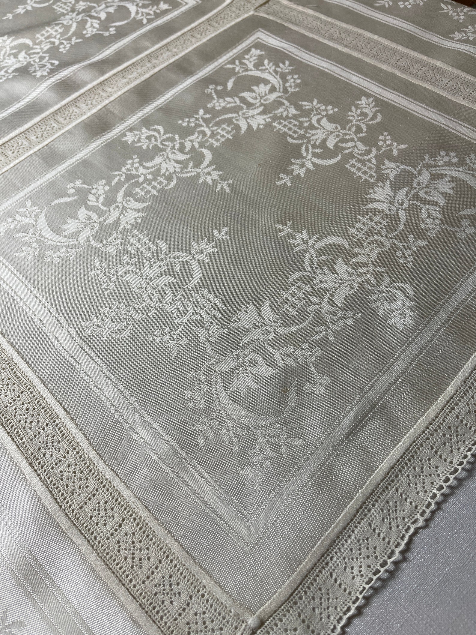 A Very Beautiful Swedish Tablecloth With Hand Crocheted Lace - Etsy