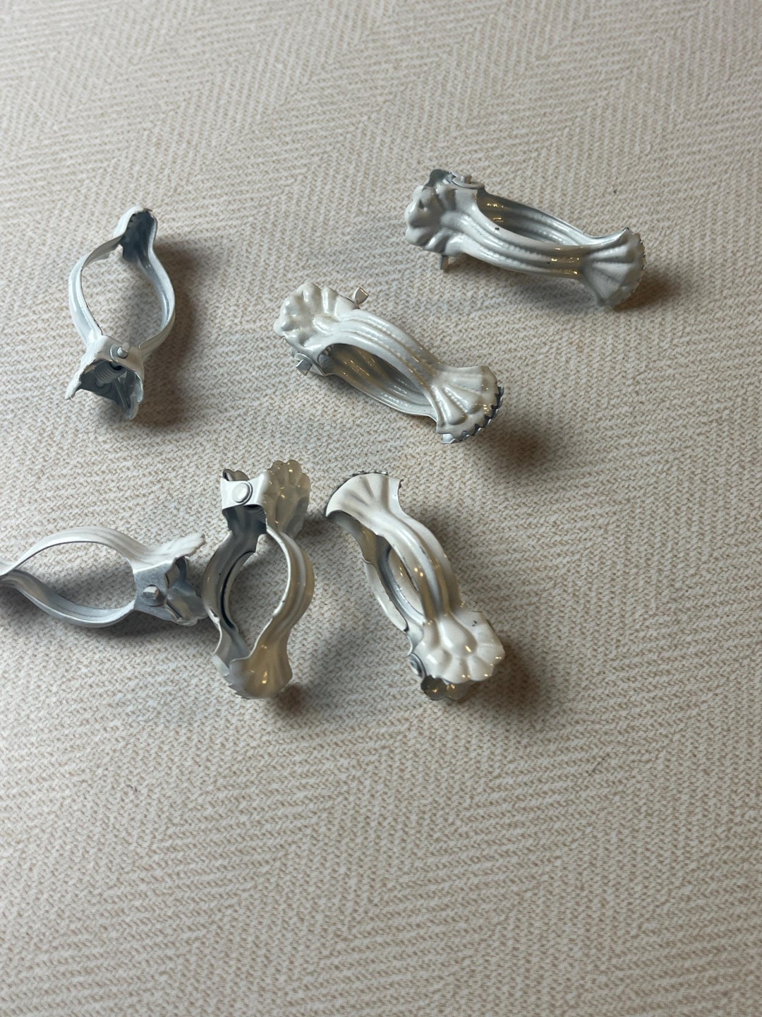 Vintage Cafe Curtain Clips. 6 Pcs. White - Etsy