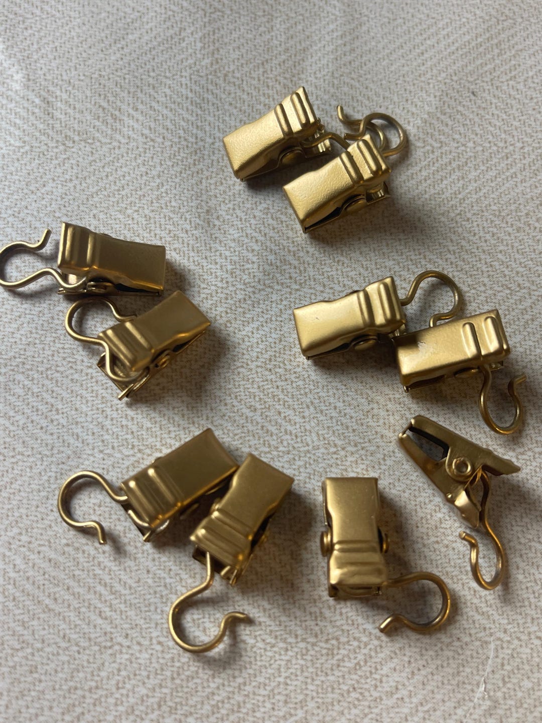 Vintage Curtain Clips Wall Cloth Fastener for Hanging Curtains Gold ...