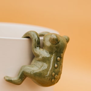 Frog Pot Hugger for Succulent Planter • Gardening Gifts • Outdoor Decor ...