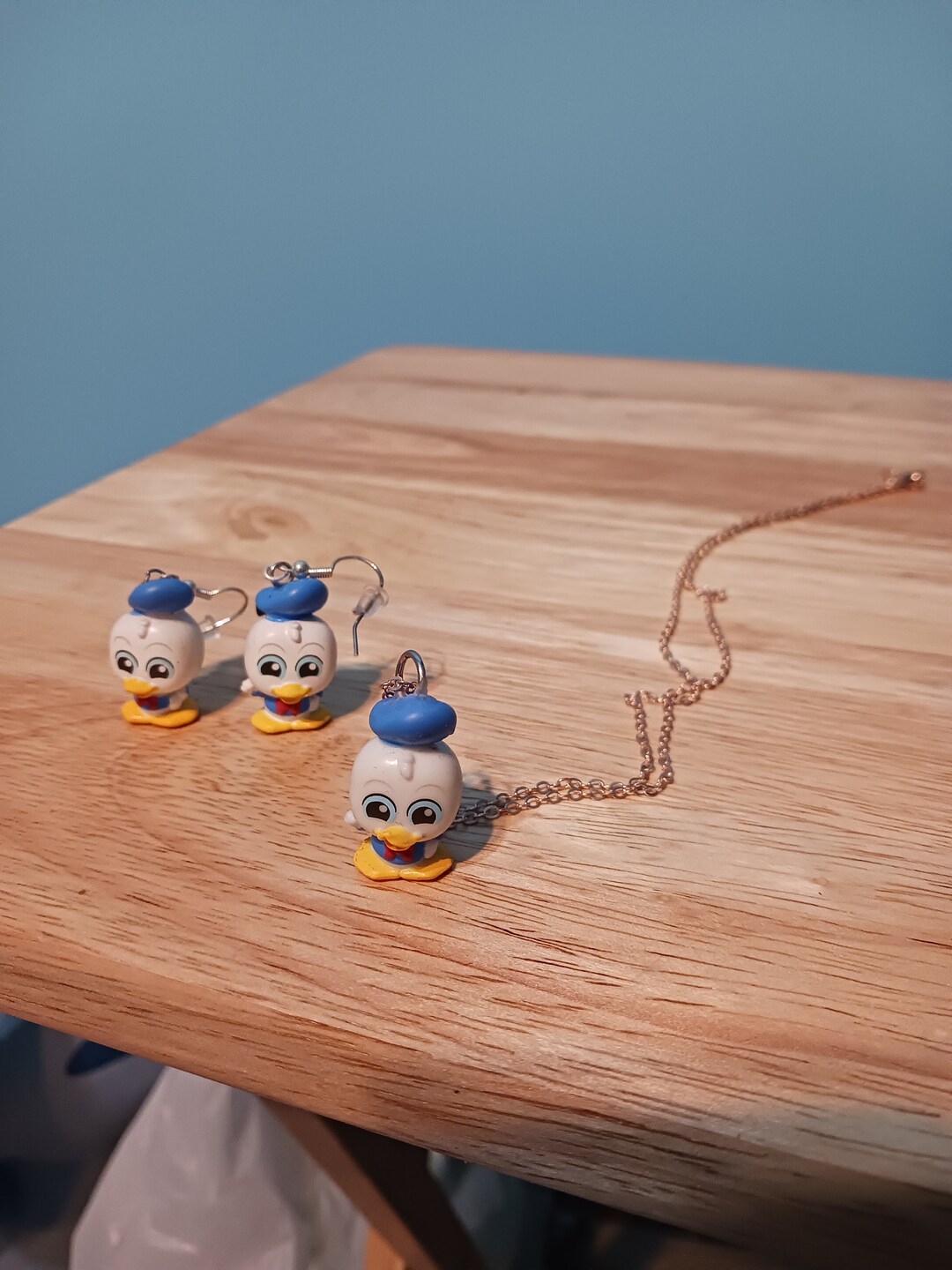 Donald Duck Necklace and Earrings Set - Etsy