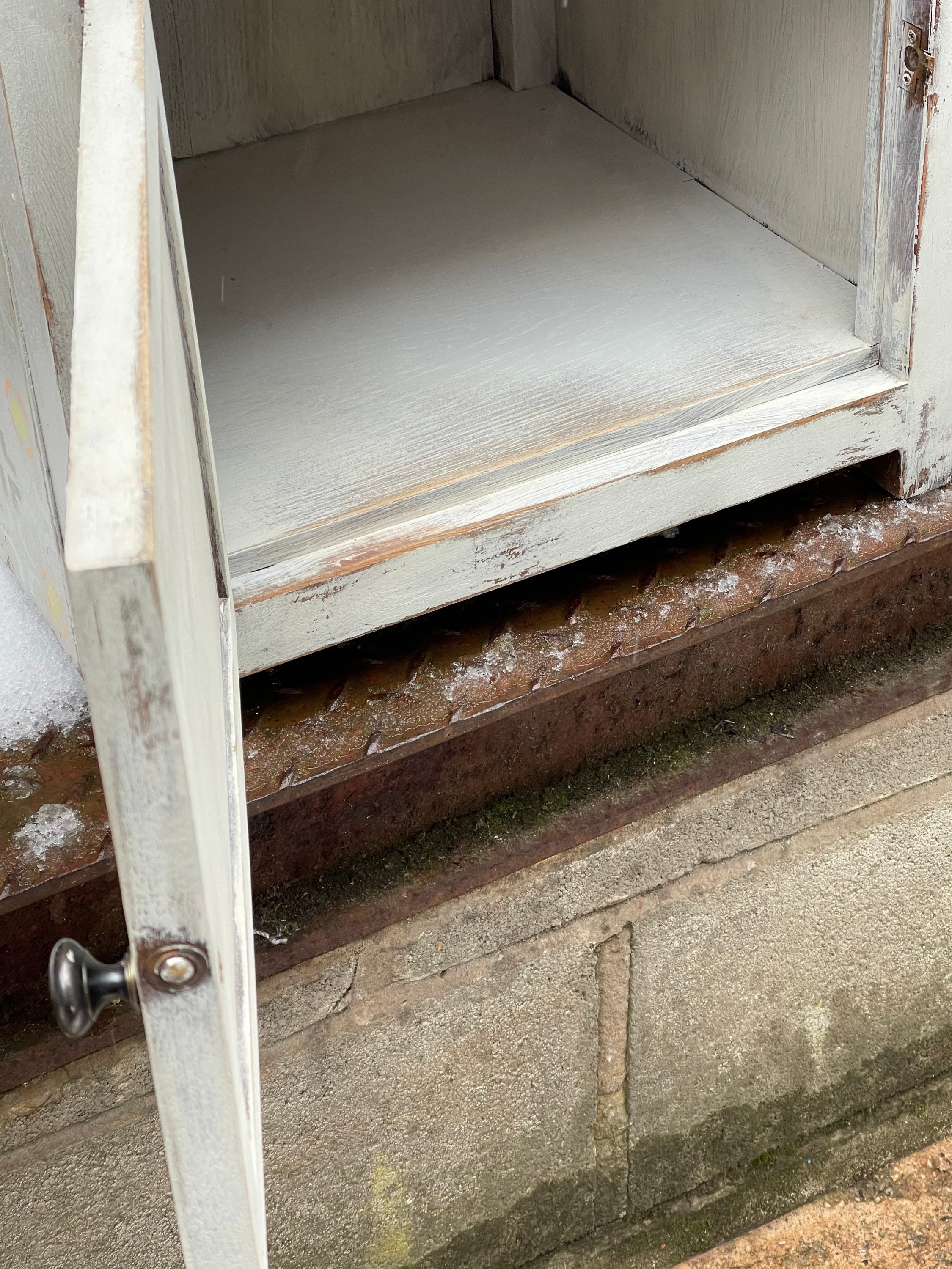 Vintage Solid Oak Hand Painted Nightstand. - Etsy