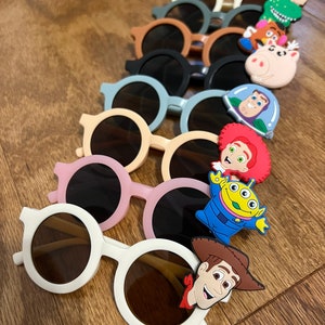 Kids toy sunglasses store