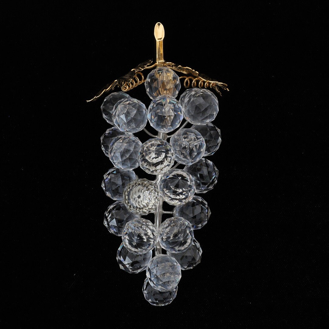 Swarovski Silver Crystal Grapes 23 Stem Gold Leaves Total of 9 for Sale ...