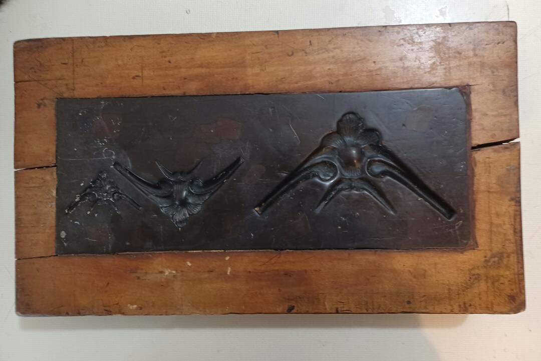 Antique Plaster Mold Wood 19th Century, 1800's Primitive Raised Gesso ...