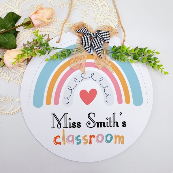 Teacher Wreath for Classroom Door - Etsy