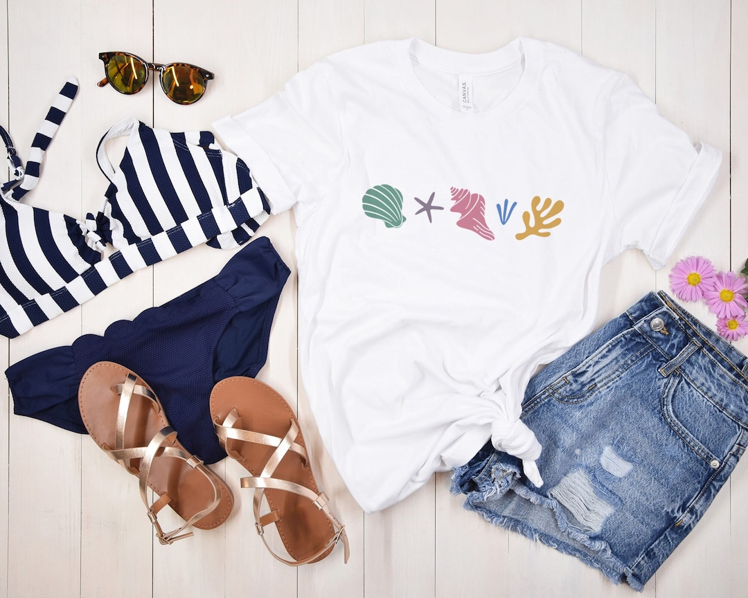 Colorful Coral & Seashells Shirt, Beach Vibes T-shirt for Women, Summer ...