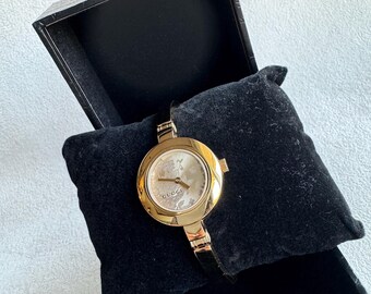 Vintage GUCCI 2700L Cable Bangle Watch - Etsy