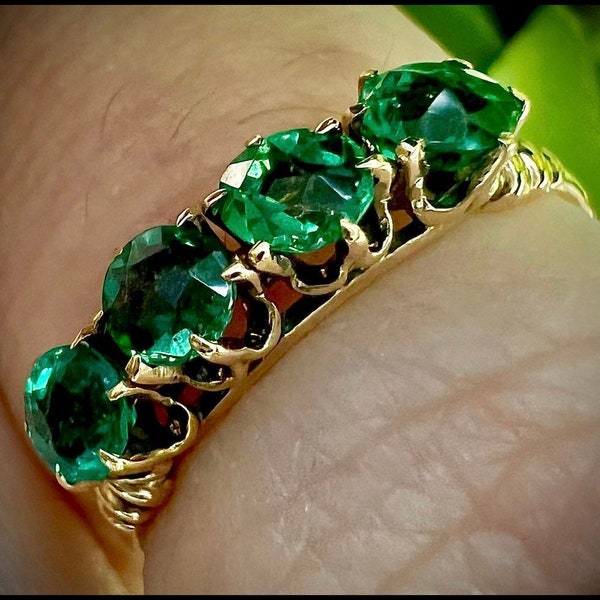 10k Solid Gold Ring - Etsy