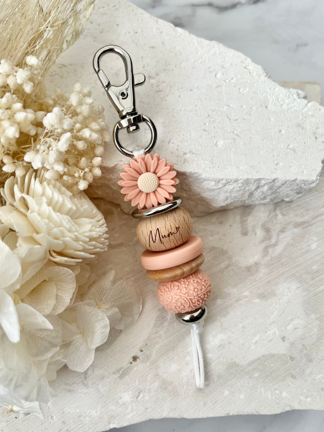 Mum Peach Daisy Keychain Gifts for Mum Keys Accessories - Etsy Australia