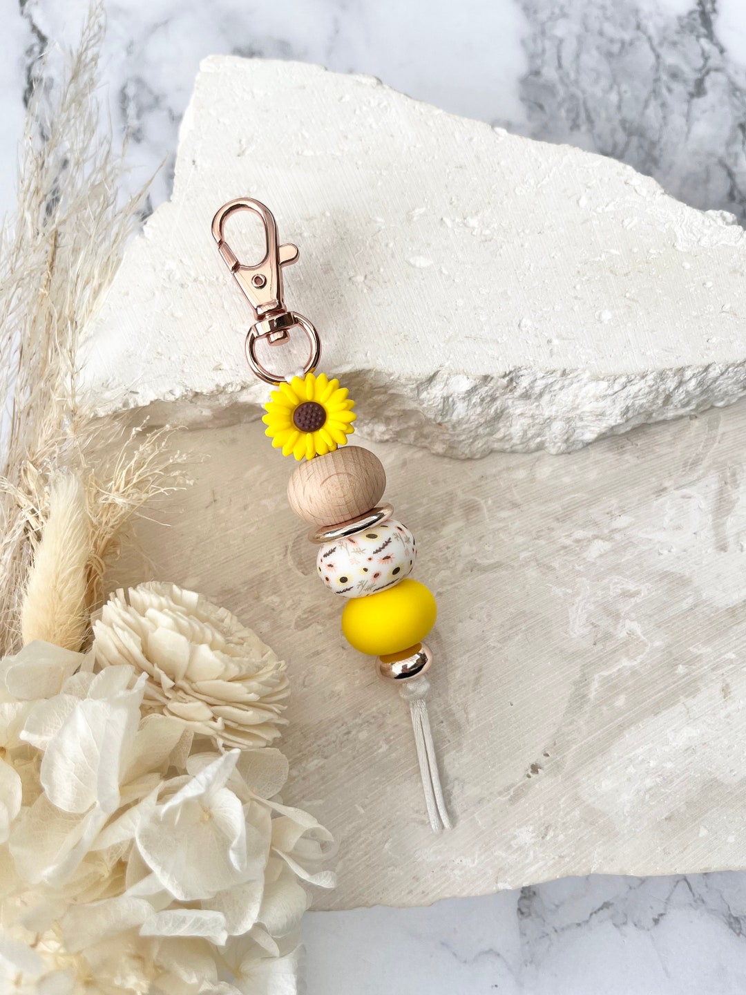 Sunflower Daisy Keychain Keys Accessories Silicone Beaded Keychain ...